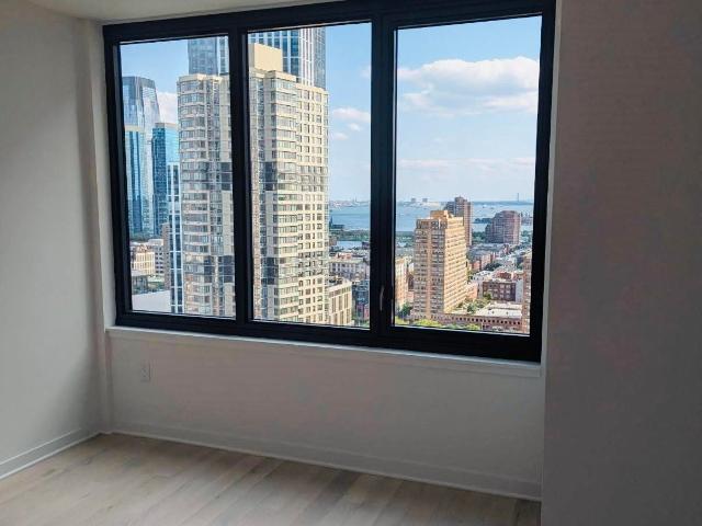 155 Bay St 2606, Jersey City, NJ