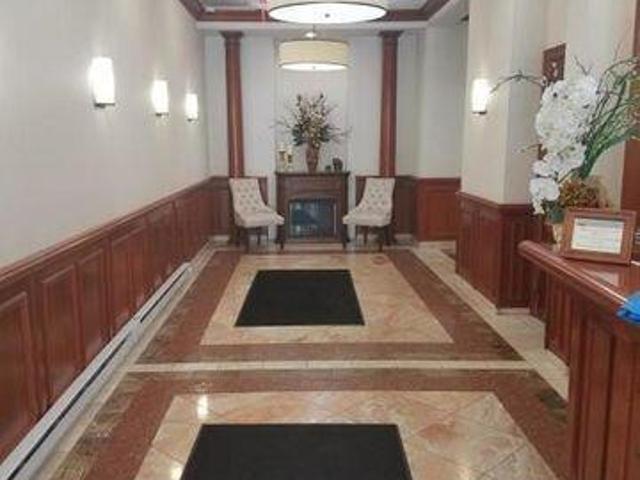 155 Bay Street, Unit 4F | Compass