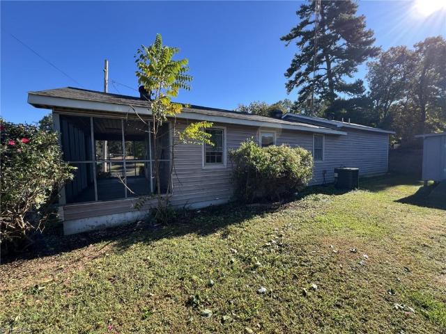 155 Beach Rd, Lexington, NC 27292 | MLS #1199 | Compass
