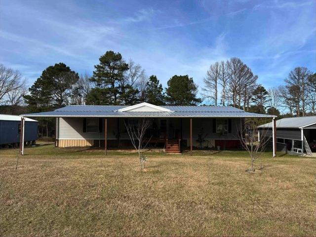 155 Berry Ln, Marshall, TX 75670