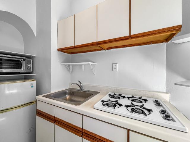 155 E 52ND Street 6B