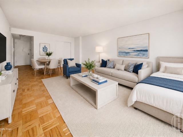 155 E 34th Street 17C