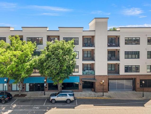 155 E Broad St Apt 208, Spartanburg, SC 29306