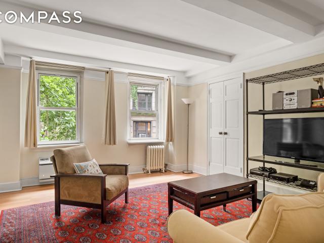 155 East 49th Street, New York, NY