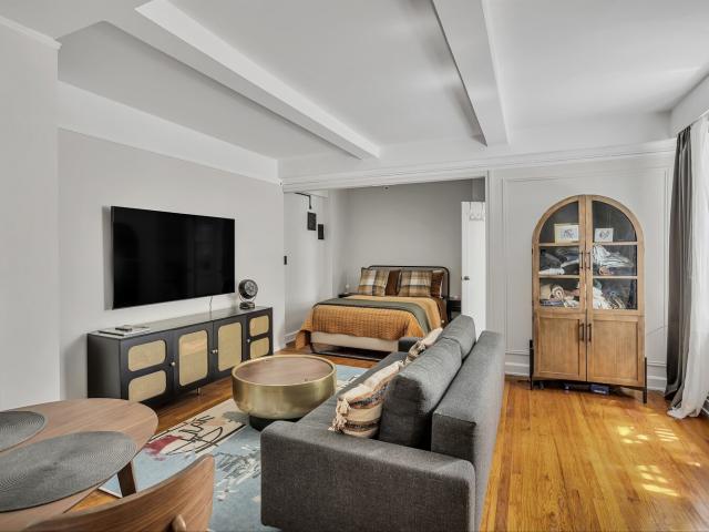 155 East 49th Street, New York, NY