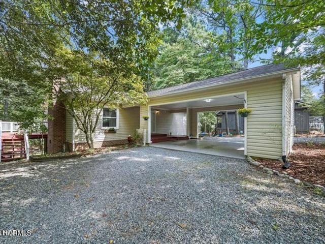 155 Edgewater Dr, Seven Lakes, NC 27376