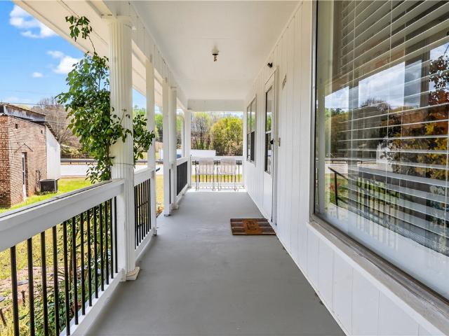 155 Farrs Bridge Road