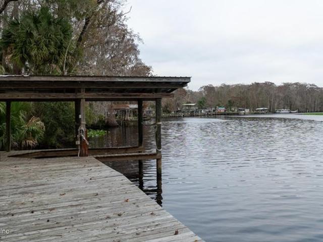 155 Fran Ln, Satsuma, FL 32189