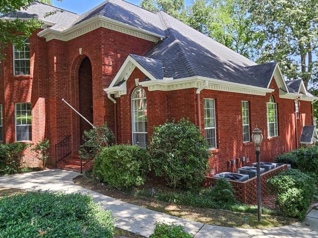 155 Heritage Lane
