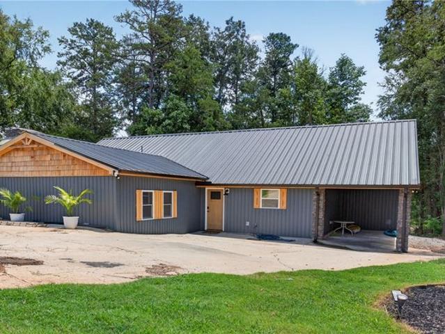 155 Joann Cir, Fair Play, SC 29643