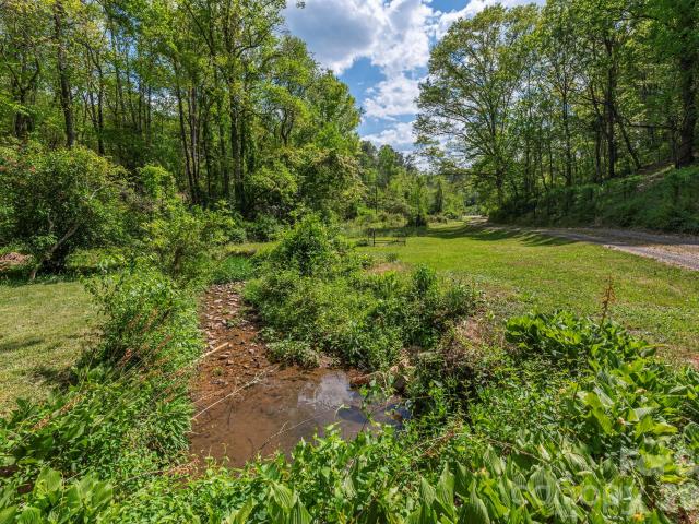 155 Old Starnes Cove Road
