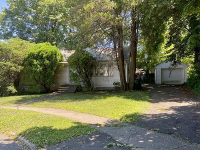 155 Lobdell Dr, Stratford, CT 06614