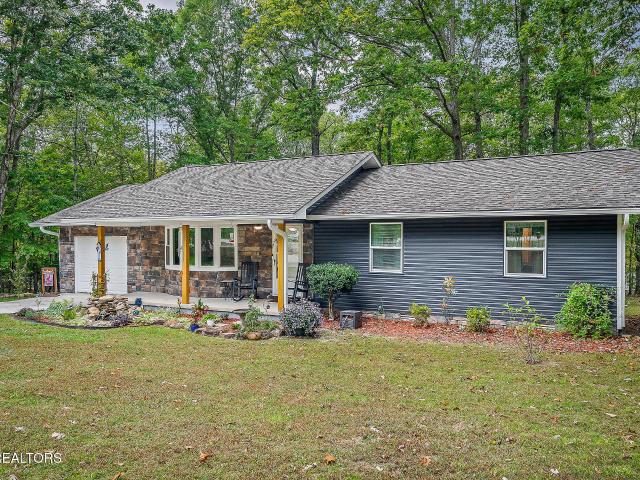155 Lakeshire Drive