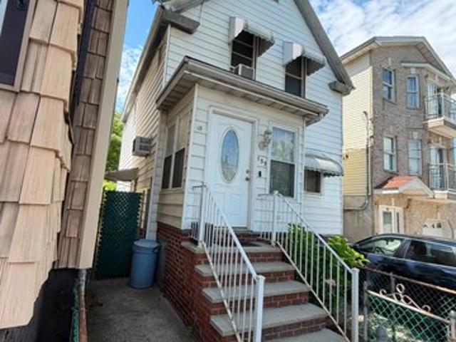 155 Leonard St, Jersey City, NJ 07307