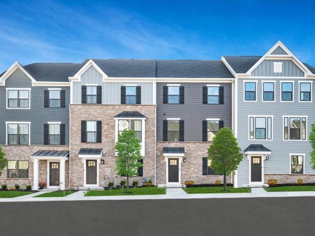 155 Mossy Oak Dr, Moon Township, PA 15108