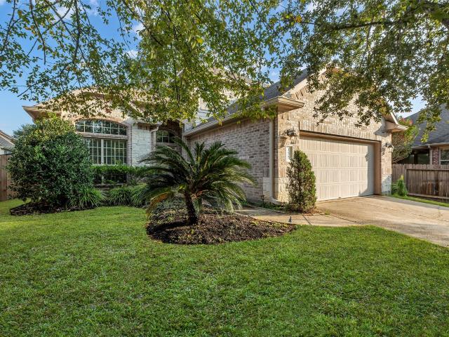 155 Magnolia Grove Ln, Conroe, TX 77384 | MLS #2359 | Compass