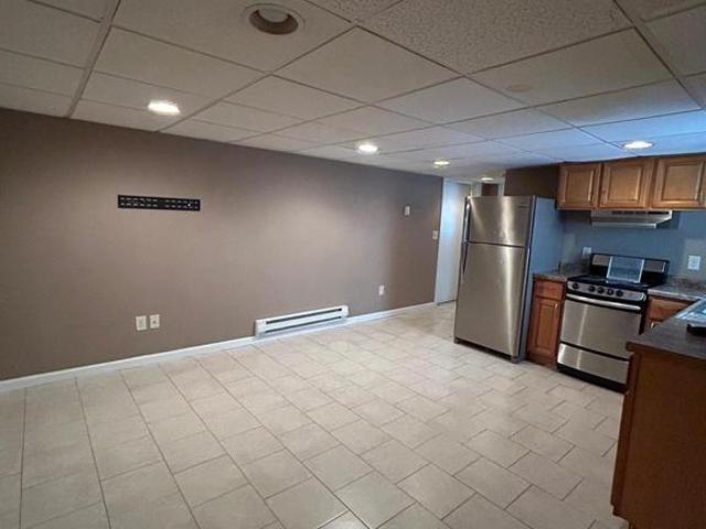 155 Meadowbrook Lane # APT A