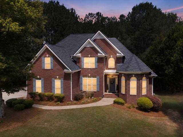 155 Millstone Dr, Fayetteville, GA 30215