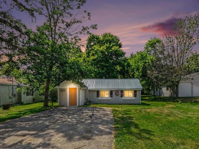 155 N 5th St NE, Cedar Springs, MI 49319