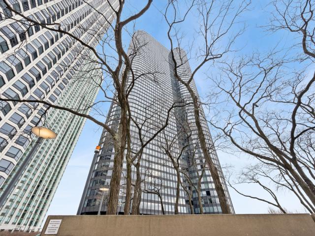 155 N Harbor Dr, Unit 2605, Chicago, IL 60601 | MLS #12556