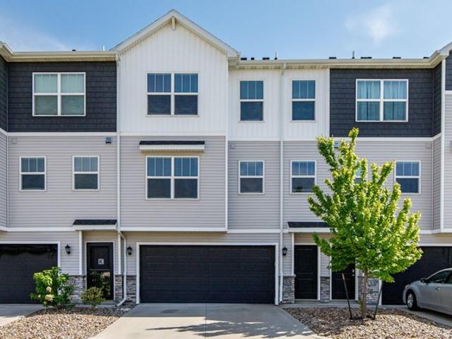 155 NE 25th Ln, Ankeny, IA 50021