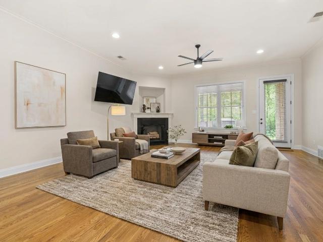 155 nicholas dr