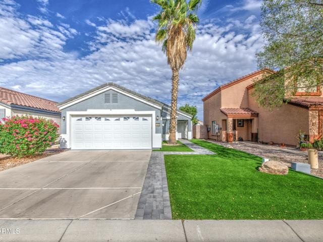 155 S Parkwood, Mesa, AZ 85120 | MLS #6997 | Compass