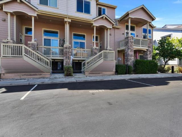 155 Sapphire Lane