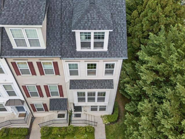 155 Prado Lane # 2704