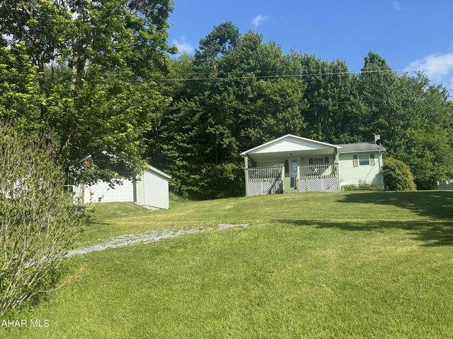 155 Railroad St, Blandburg, PA 16619