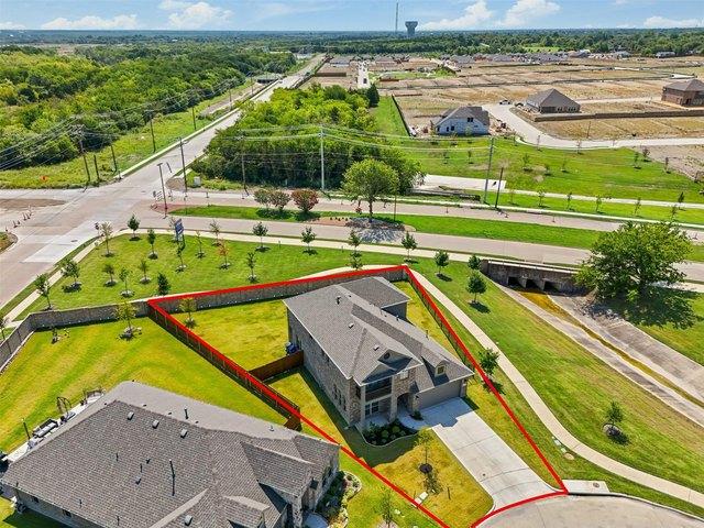 155 Red Cedar Ct, Balch Springs, TX 75181