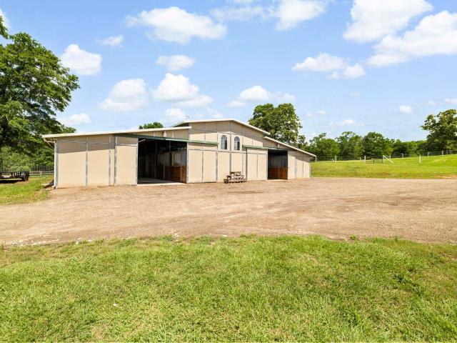 155 Reining Way