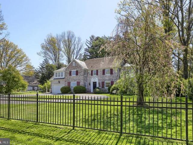 155 River Dr, Lancaster, PA 17603