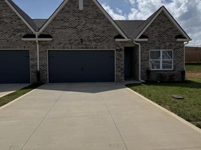 155 River Park Ln, Sweetwater, TN 37874