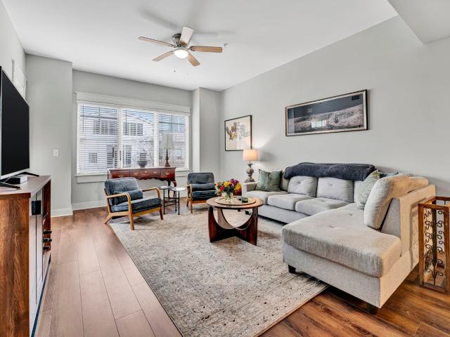 155 Riverplace # Unit 305
