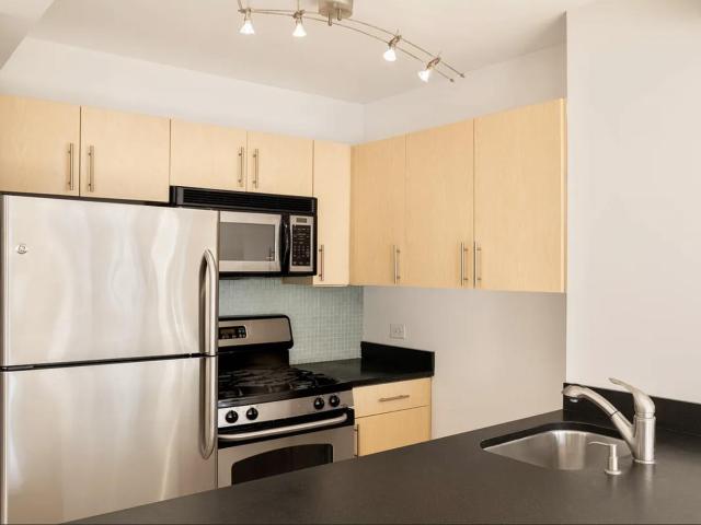 155 West 21st Street, Unit 7C