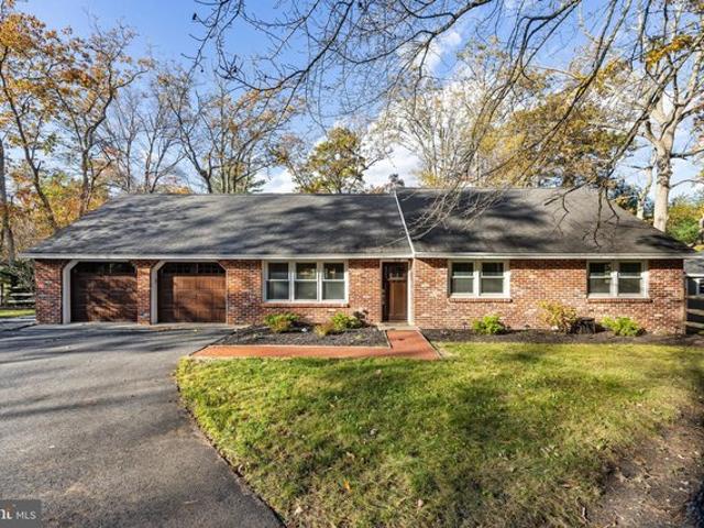 155 Tuckerton Rd, Medford Lakes, NJ 08055
