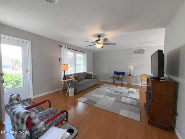 155 Valley View Rd