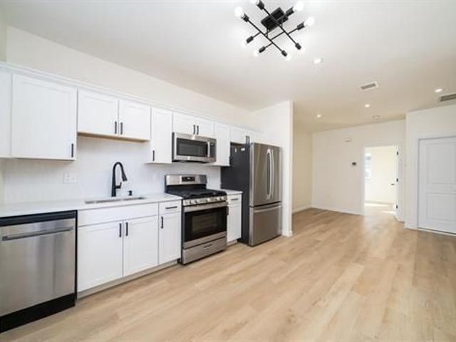 155 Van Horne St Unit 2, Jersey City, US, NJ
