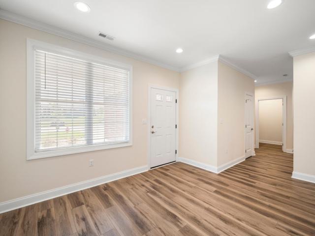 155 Villa Oak Circle