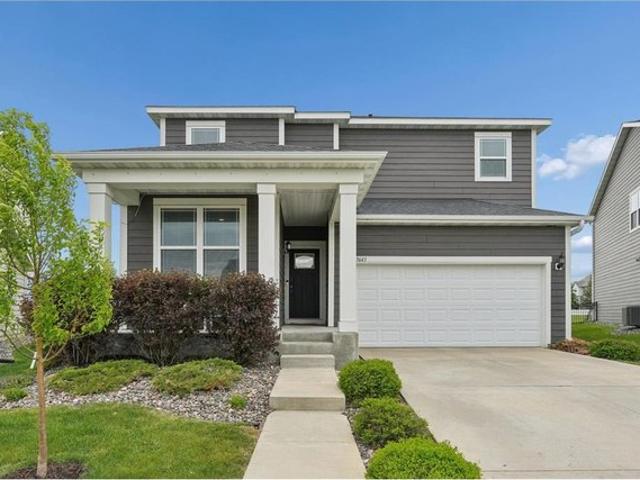 15643 Eddy Creek Way, Apple Valley, MN 55124