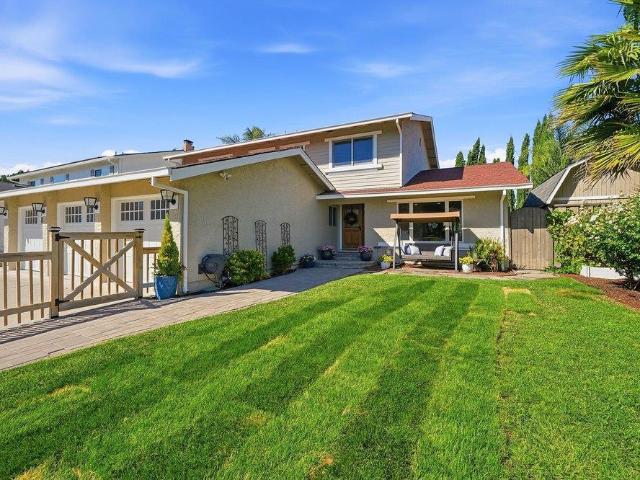 15640 La Sierra Court