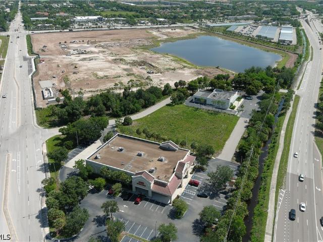 15640 Summerlin Rd, Fort Myers, FL 33908 | MLS #2026003