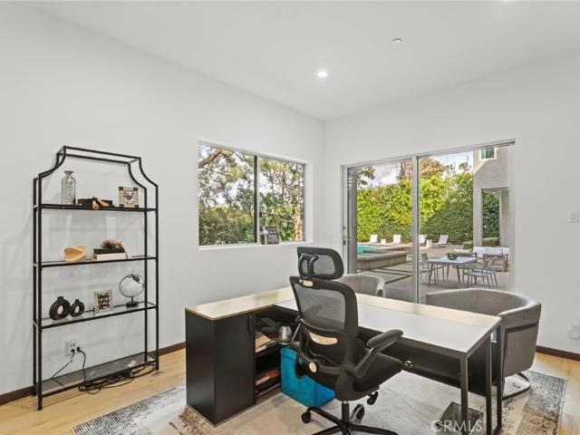 15641 Meadowgate Rd, Encino, CA 91436 | MLS #SR26032