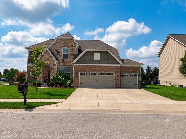 15648 Byrding Dr, Westfield, IN 46074