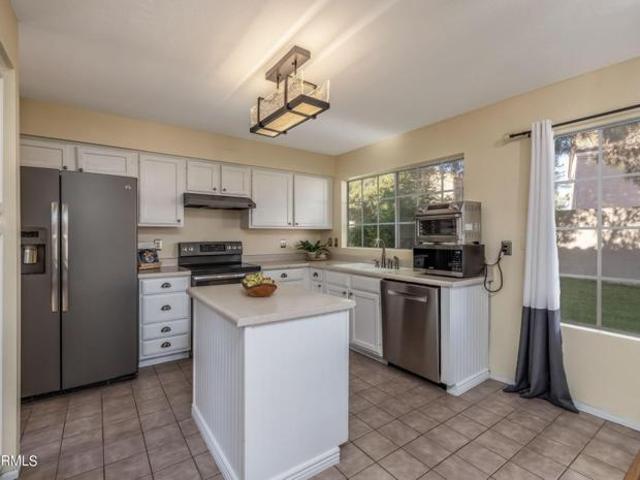 15649 S 43rd Pl, Phoenix, AZ 85048