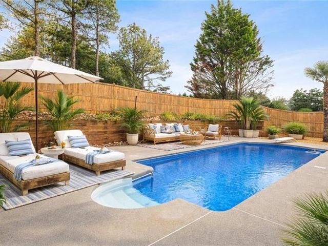 1564 Ember Oaks Cir, Marietta, GA 30127