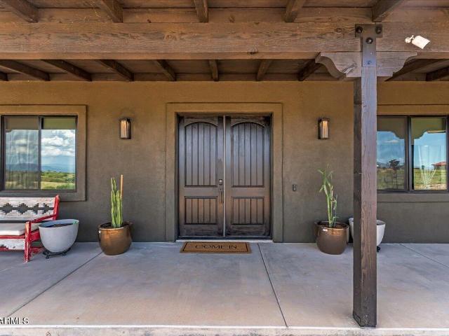 1564 s flores lane