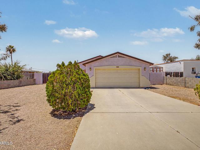 1564 s royal palm road
