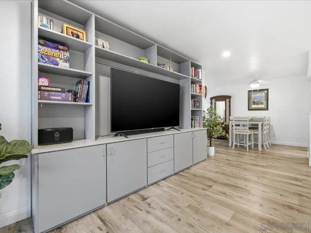 1564 Tanglewood Ln, Unit 18, Escondido, CA 92029 | MLS #260006 | Compass